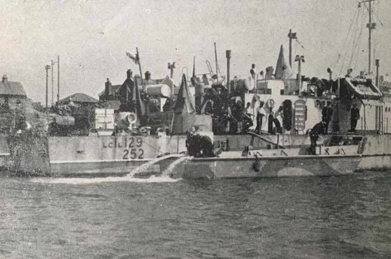 HMS Lizard and landing craft - shorehambysea.com